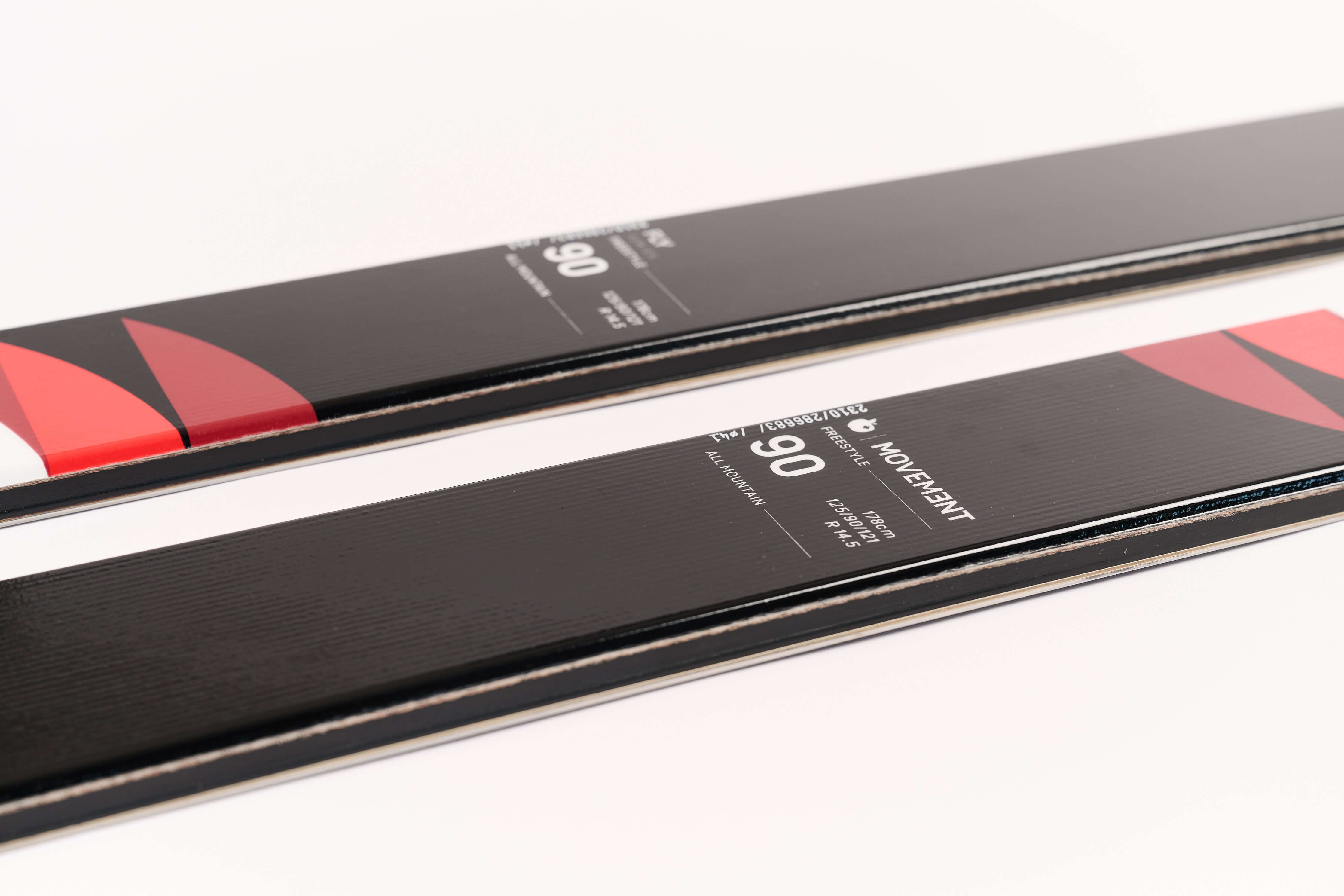 FLY 90 - 24/25 – Movement